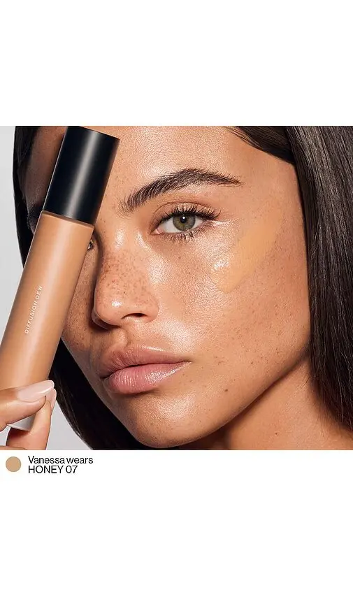 MAKE BEAUTY Diffusion Dew Radiant Skin Tint - Tan