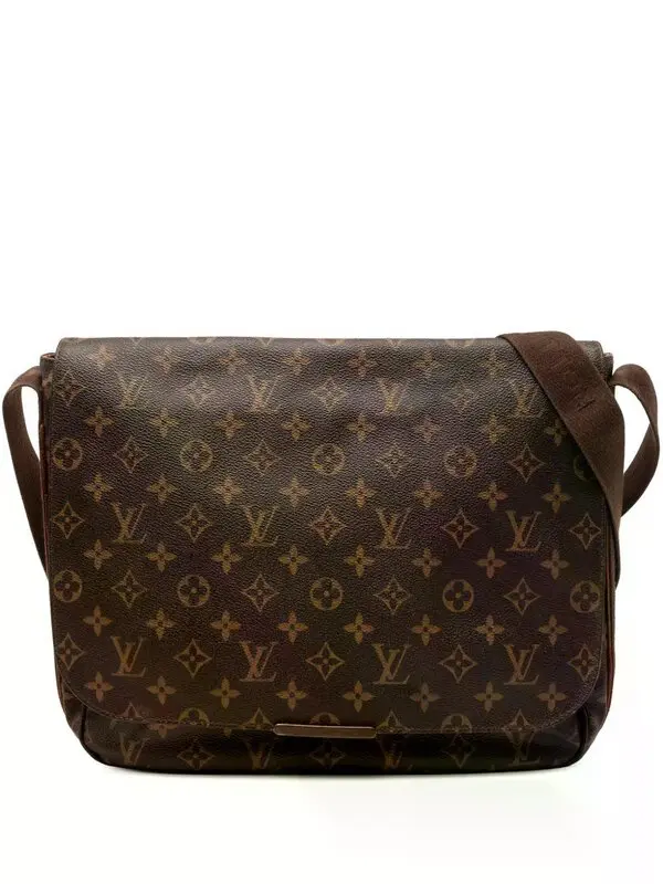 LOUIS VUITTON Monogram Beaubourg Messenger Mm Crossbody Bag