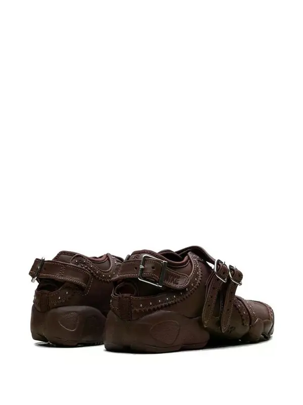 Nike Rift Double Buckle Sneakers