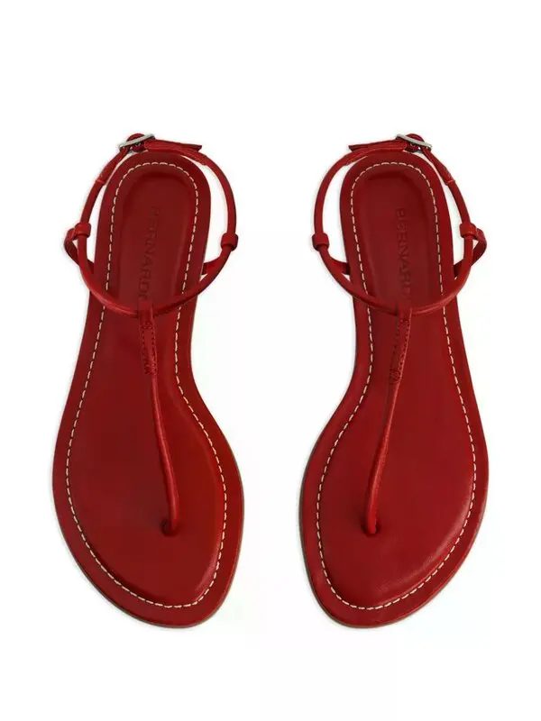 Bernardo T-strap Sandals With Buckle Fastening - Red