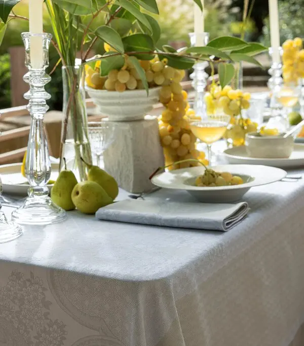 LE JACQUARD FRANÇAIS Coated Cotton Promenade Impériale Tablecloth