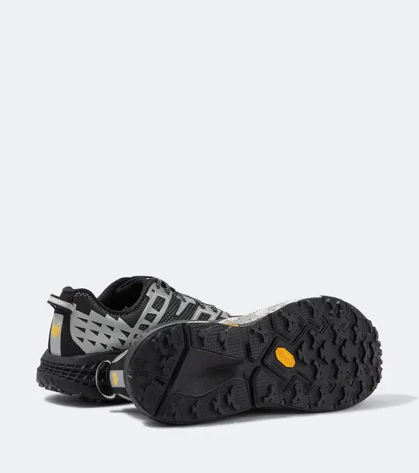 Hoka One One Speedgoat 2 Sneakers - Black