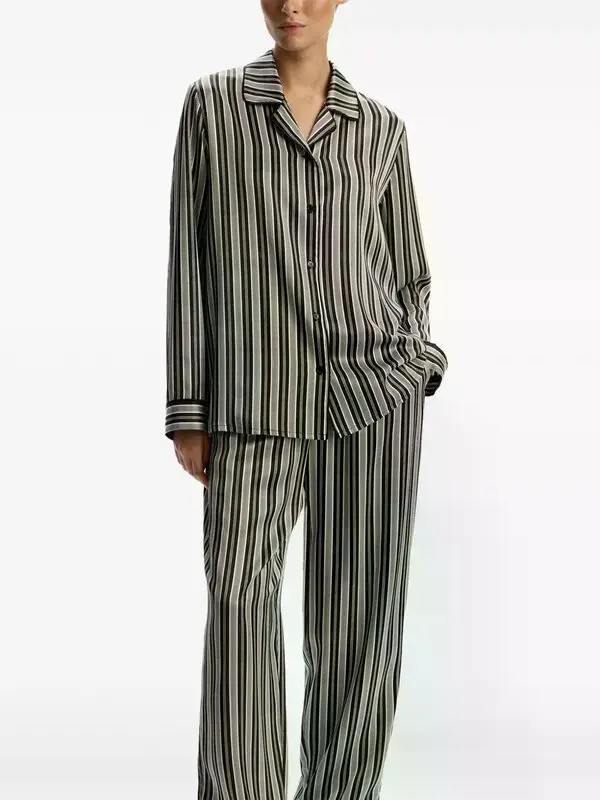 12 STOREEZ Striped Pyjama Set