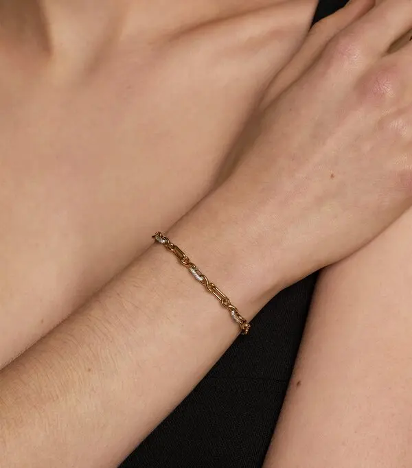 ASTRID & MIYU Pavé Chain Link Bracelet