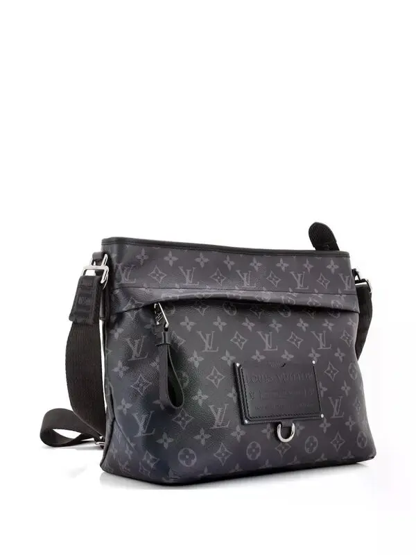 LOUIS VUITTON Monogram Eclipse Canvas Besace Zippee Mm Messenger Bag - Black