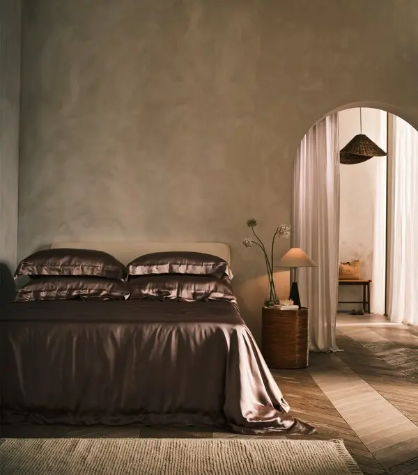 Gingerlily Silk Mocha Super King Fitted Sheet