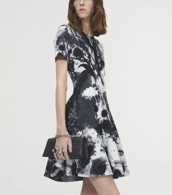 Alexander McQueen Leather Skull Four-ring Top-handle Bag