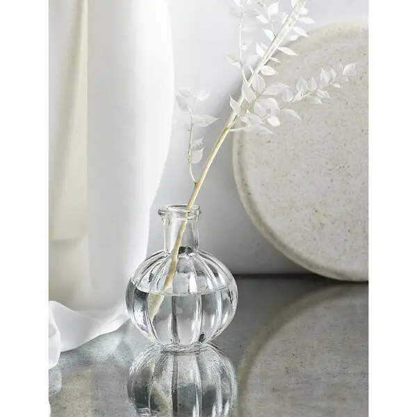 THE WHITE COMPANY Ribbed Bud Glass Vase 11cm