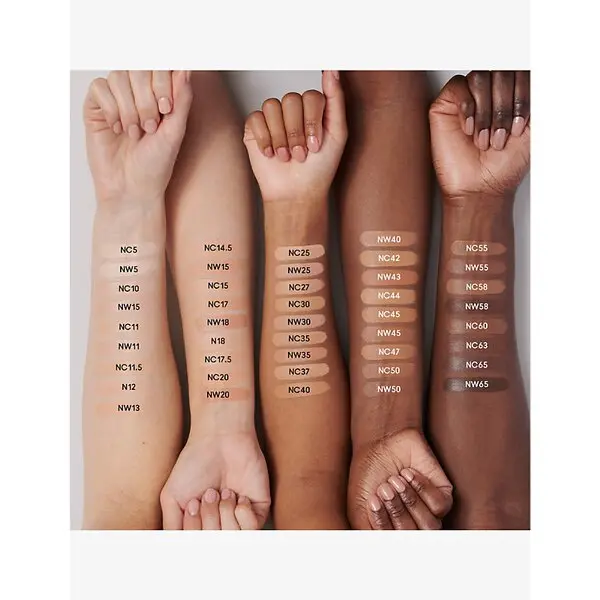 MAC COSMETICS Studio Radiance 24hr Luminous Lift Concealer 11ml - Nc17