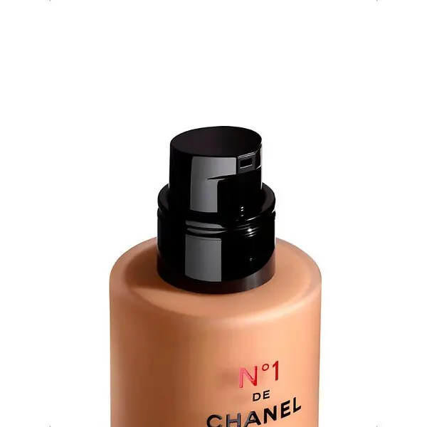 Chanel N°1 De Revitalizing Foundationilluminates Hydrates Protects - Bd71