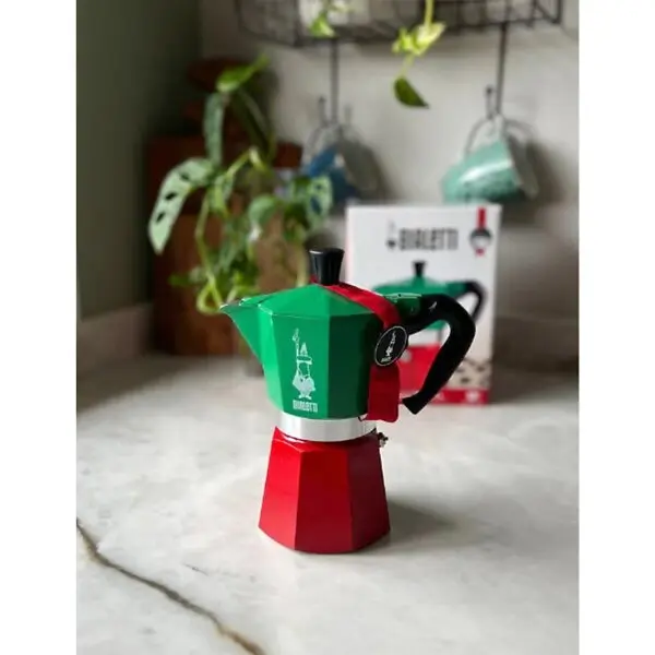 BIALETTI Moka Express Six-cup Aluminium Espresso Maker