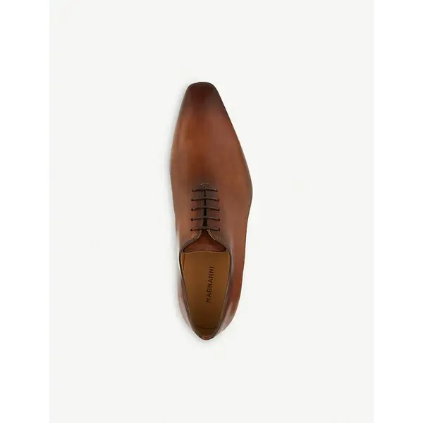 Magnanni Wholecut Oxford Shoes - Tan