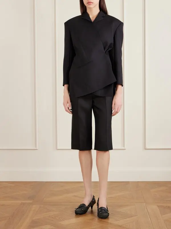 Khaite Raelle Wool And Silk-blend Straight-leg Shorts - Black