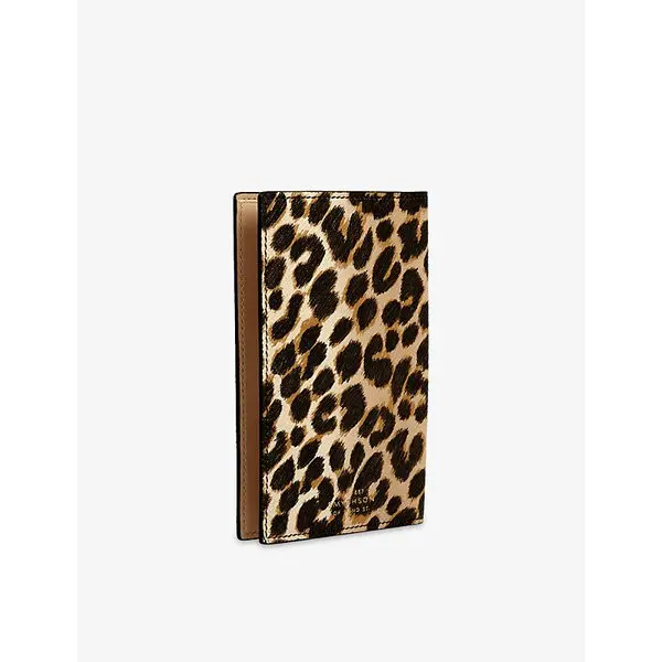 Smythson Grained Leather Passport Cover - Sandstone