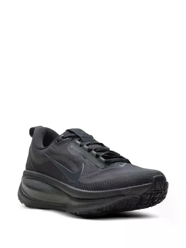 Nike Vomero 18 Gore-tex Lace-up Sneakers