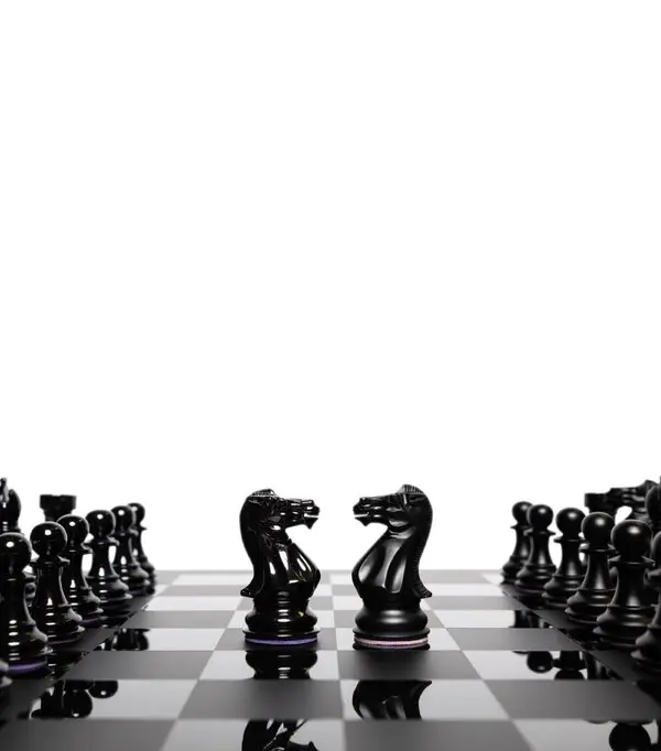PURLING Midnight Match Chess Set