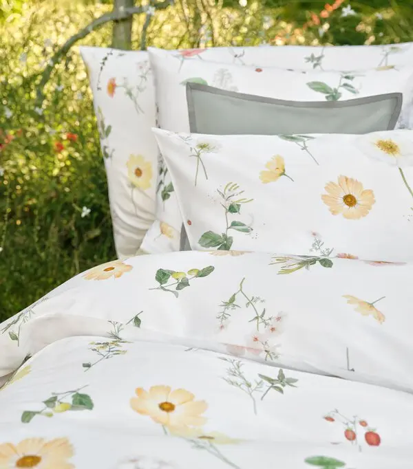 SCHLOSSBERG Cotton Sateen Zinnia Flat Sheet
