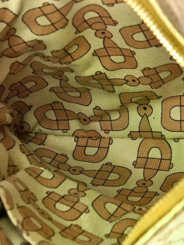 Gucci Gg Canvas Messenger Bag - Gold
