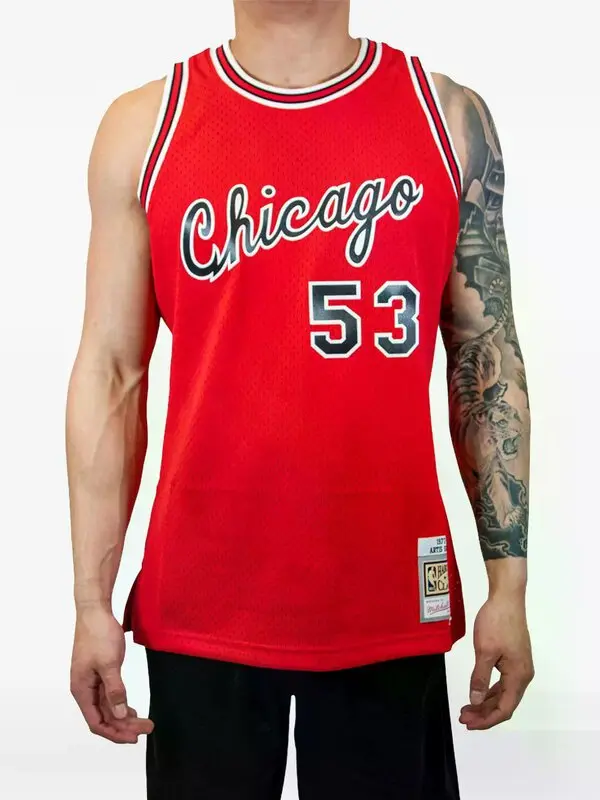 Mitchell & Ness Chicago Bulls 1977 Artis Gilmore Jersey
