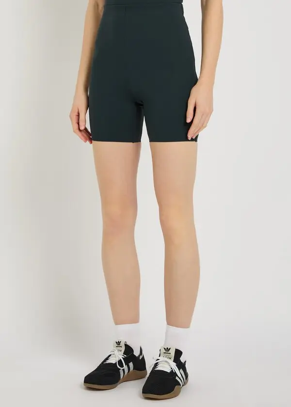 SPENCE Base Form Shorts
