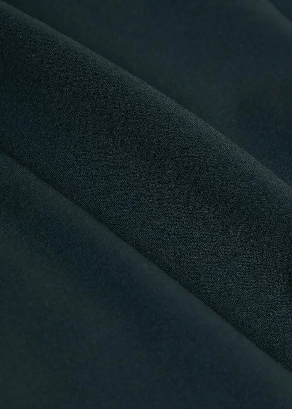 SPENCE Base Form Shorts