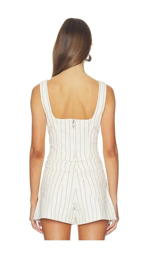 L'Agence Saga Button Front Top