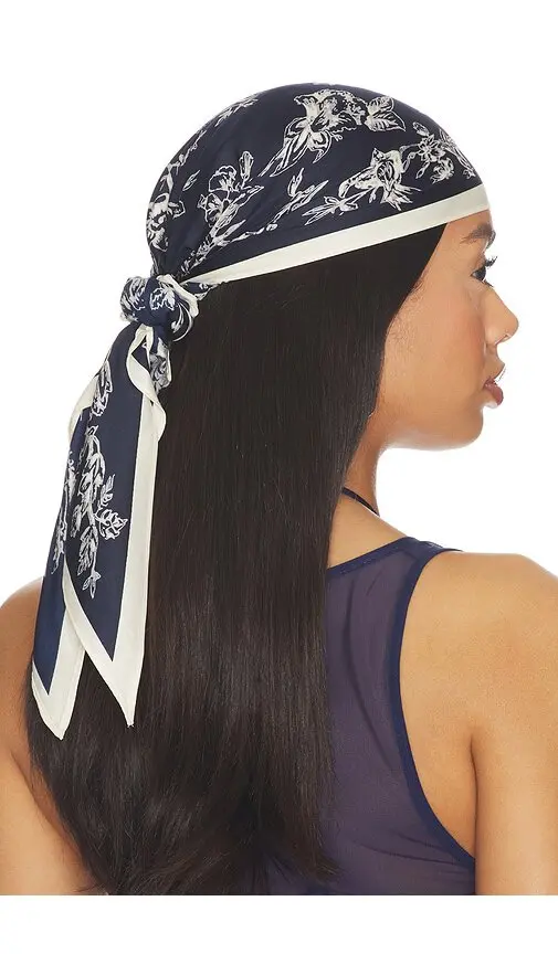 LOVERS AND FRIENDS Emma Triangle Scarf - Navy