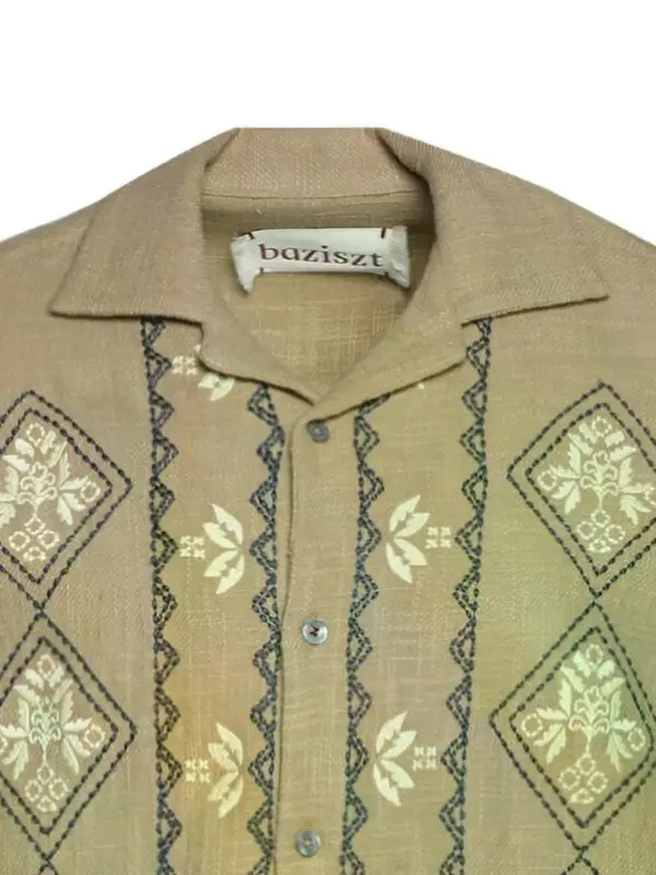 BAZISZT Mexican Embroidered Short-sleeve Shirt