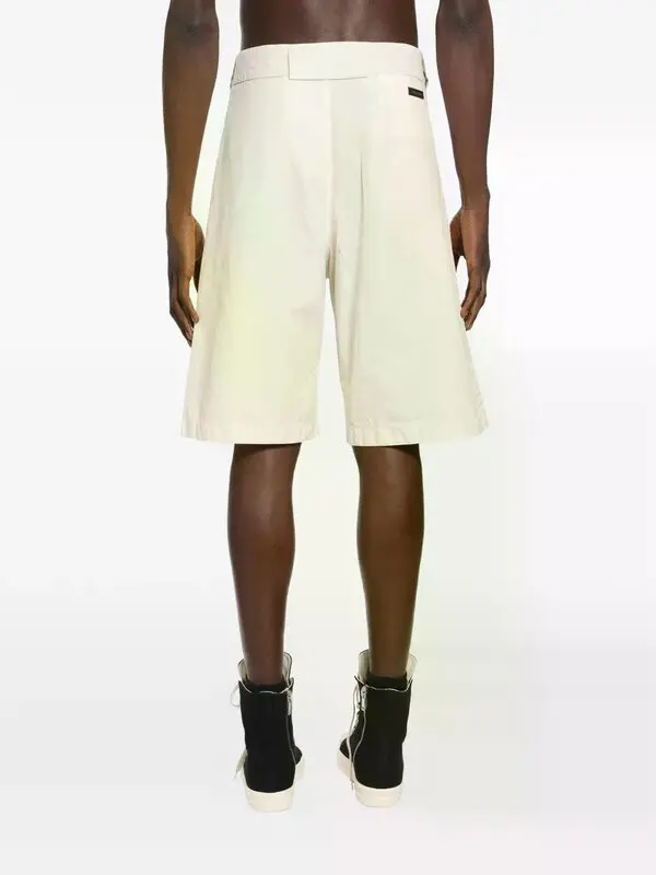 Fear Of God Logo Plaque Shorts - Neutrals