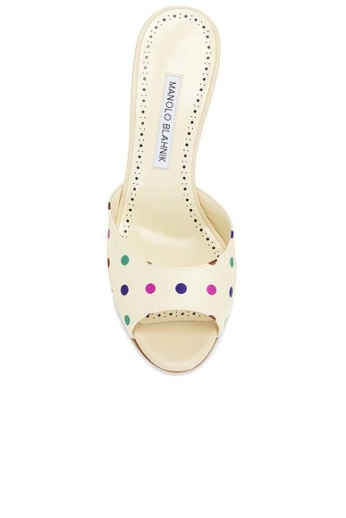 Manolo Blahnik Jadaron 70 Mule Sandal - Cream