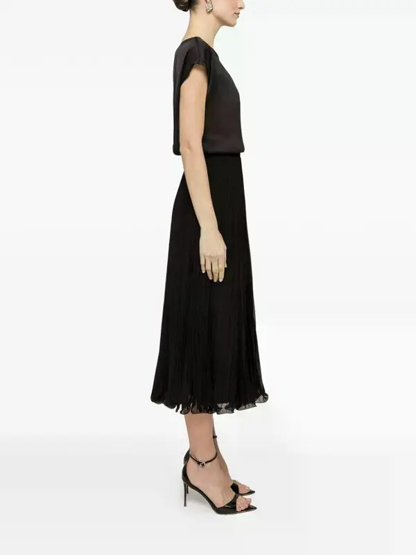 NISSA Floral Detail Asymmetric Neck Short Sleeve Top - Black