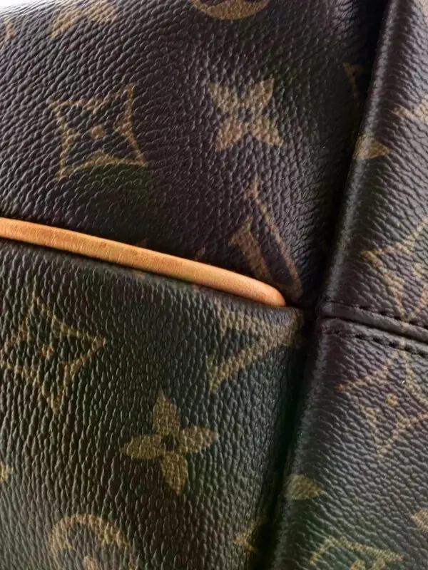 LOUIS VUITTON Turenne Handbag Monogram Canvas Mm Satchel