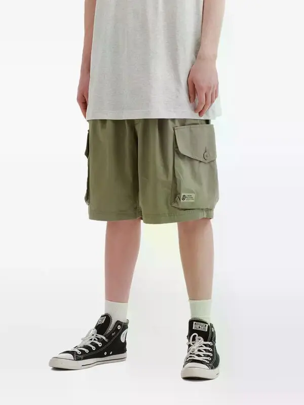 FINGERCROXX Elasticated Waist Cargo Shorts