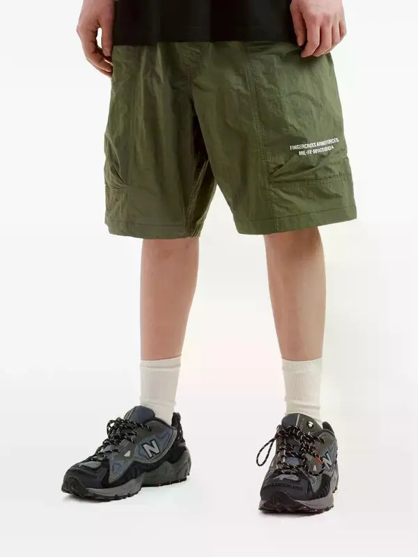 FINGERCROXX Cargo Shorts With Belted Waist And Logo Detail - Green