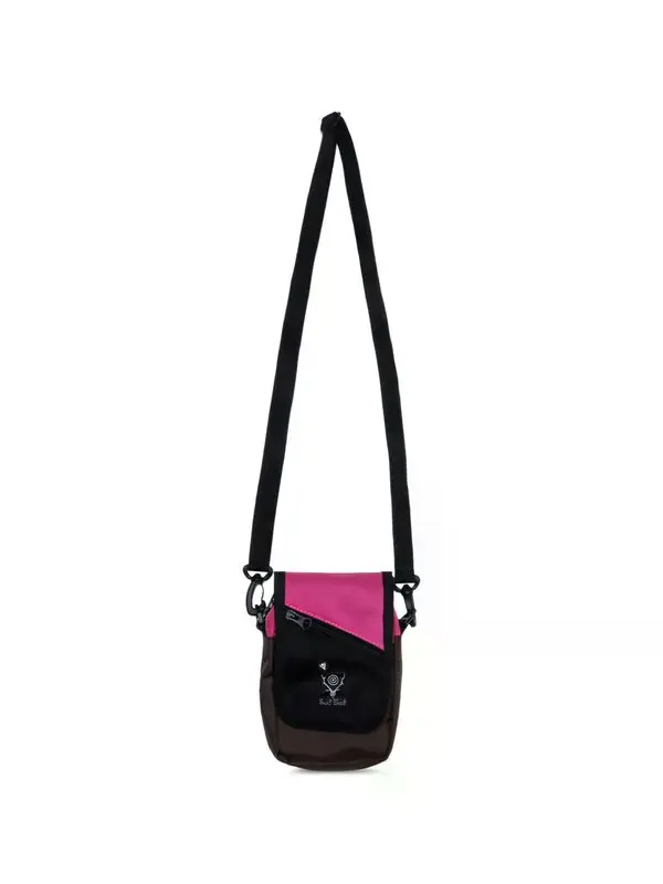 SOUTH2 WEST8 Zipped Messenger Bag