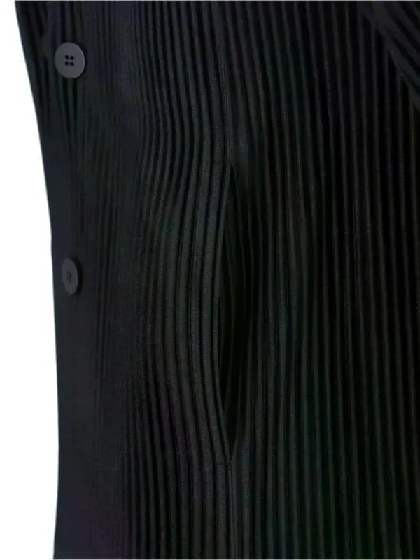 Issey Miyake Pleated Double-breasted Blazer - Black