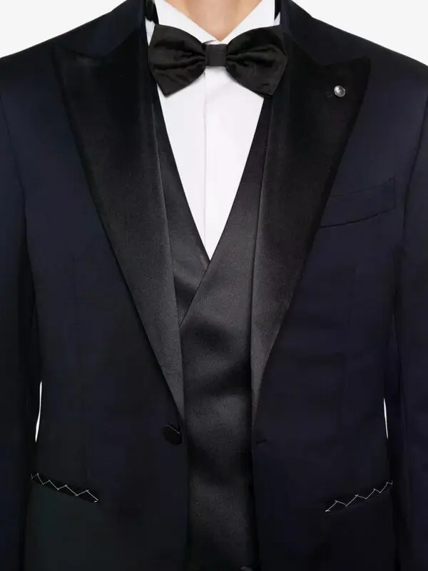 LUIGI BIANCHI MANTOVA Button Suit