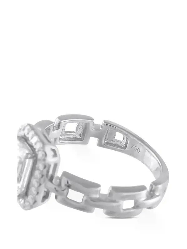LB EXCLUSIVE Emerald-cut Diamond Ring
