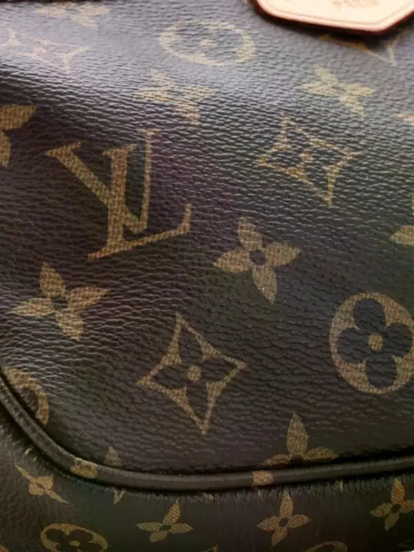 LOUIS VUITTON Multi Pochette Accessoires Monogram Canvas Crossbody Bag