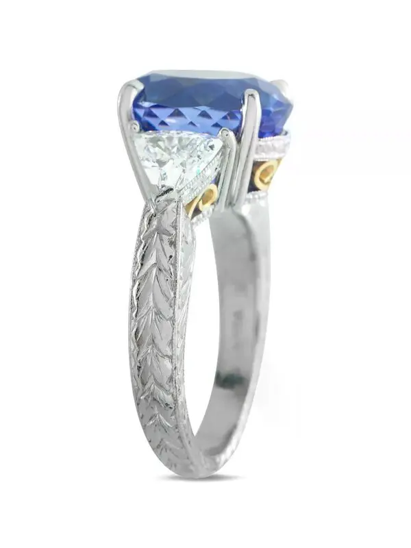 LB EXCLUSIVE 18k Yellow Gold Diamond And Tanzanite Ring