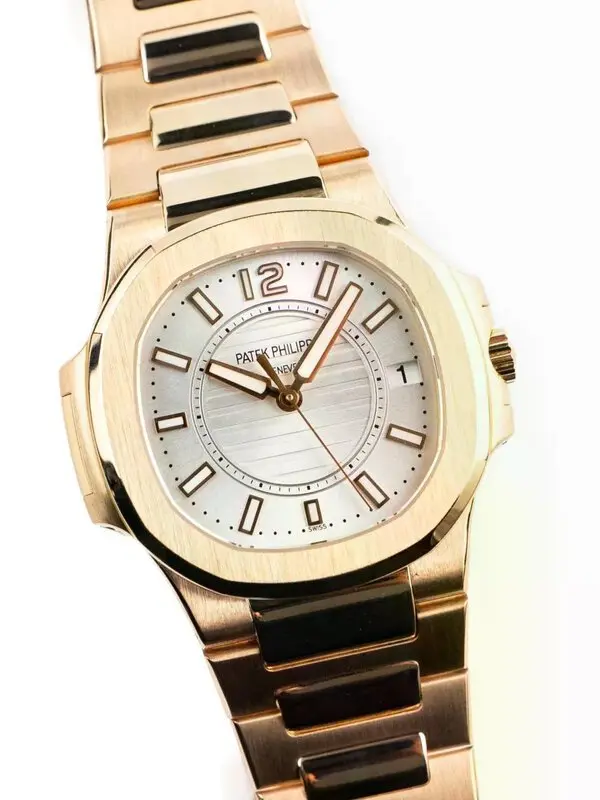 Patek Philippe Nautilus 7011/1r-001 Rose Gold Watch