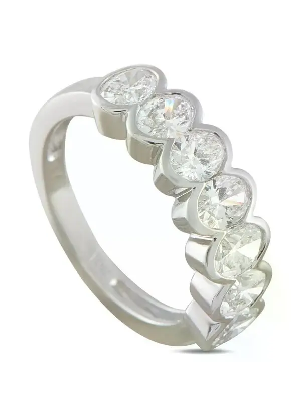 LB EXCLUSIVE 18k White Gold Diamond Ring