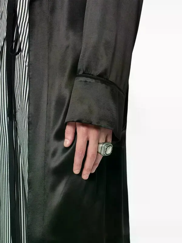 ANN DEMEULEMEESTER Tone Textured Square Detail Ring