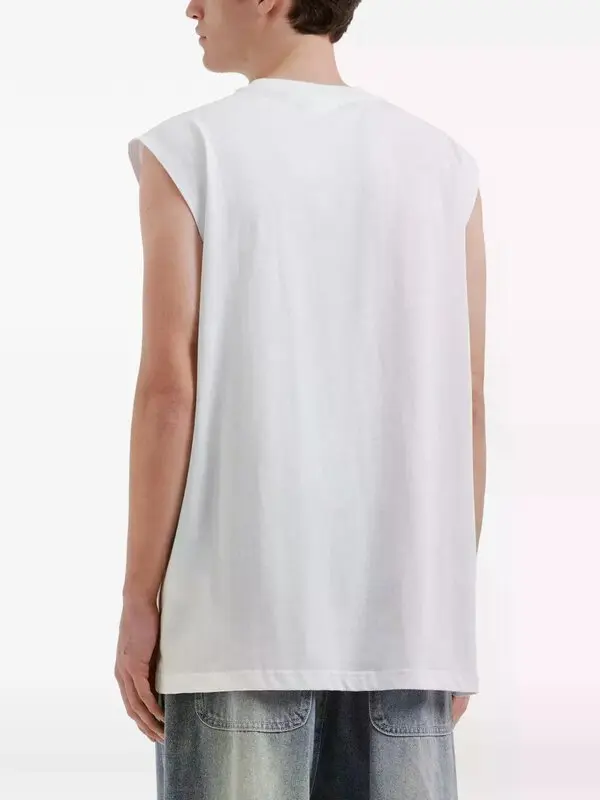 CHOCOOLATE Sleeveless T-shirt - White