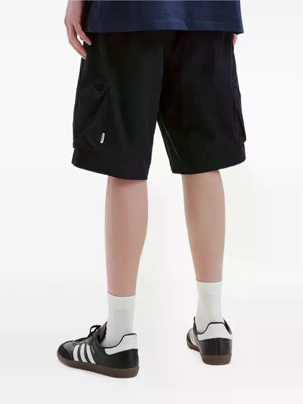 FINGERCROXX Cargo Pocket Shorts