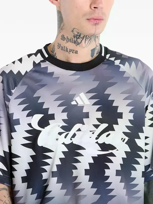 Adidas Zig-zag Printed T-shirt