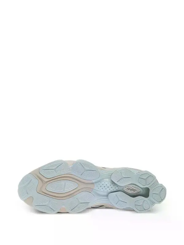 Asics Gel-kinetic Fluent Sneakers - Silver