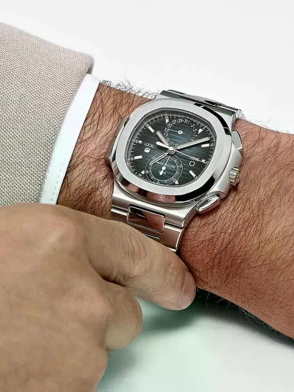 Patek Philippe 2025 Nautilus 5990/1a-011 40mm Watch - Blue