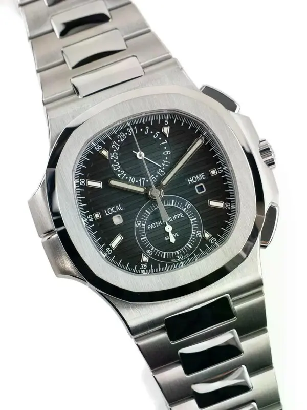 Patek Philippe Nautilus 5990/1a-011