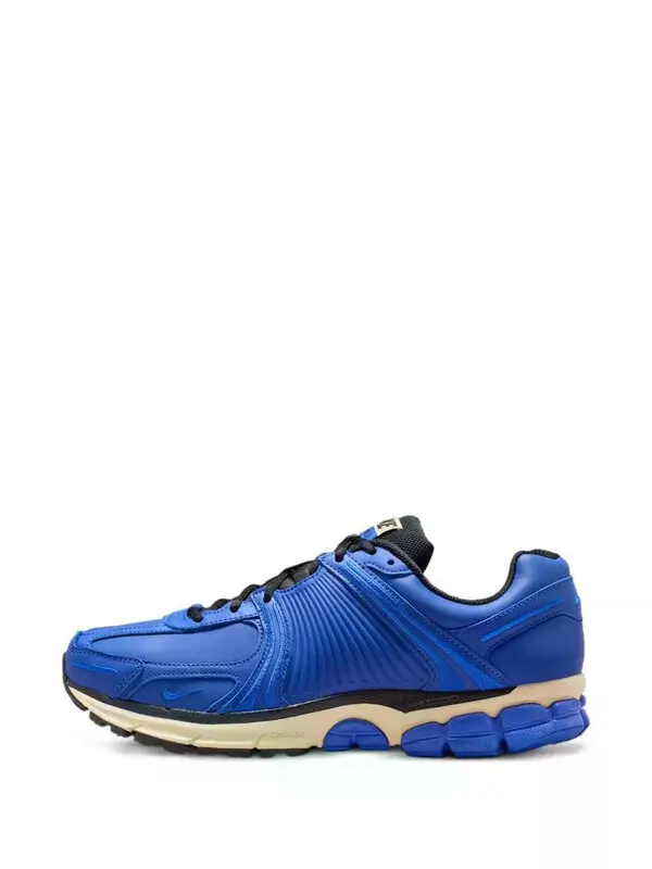 Nike Zoom Vomero 5 Sneakers